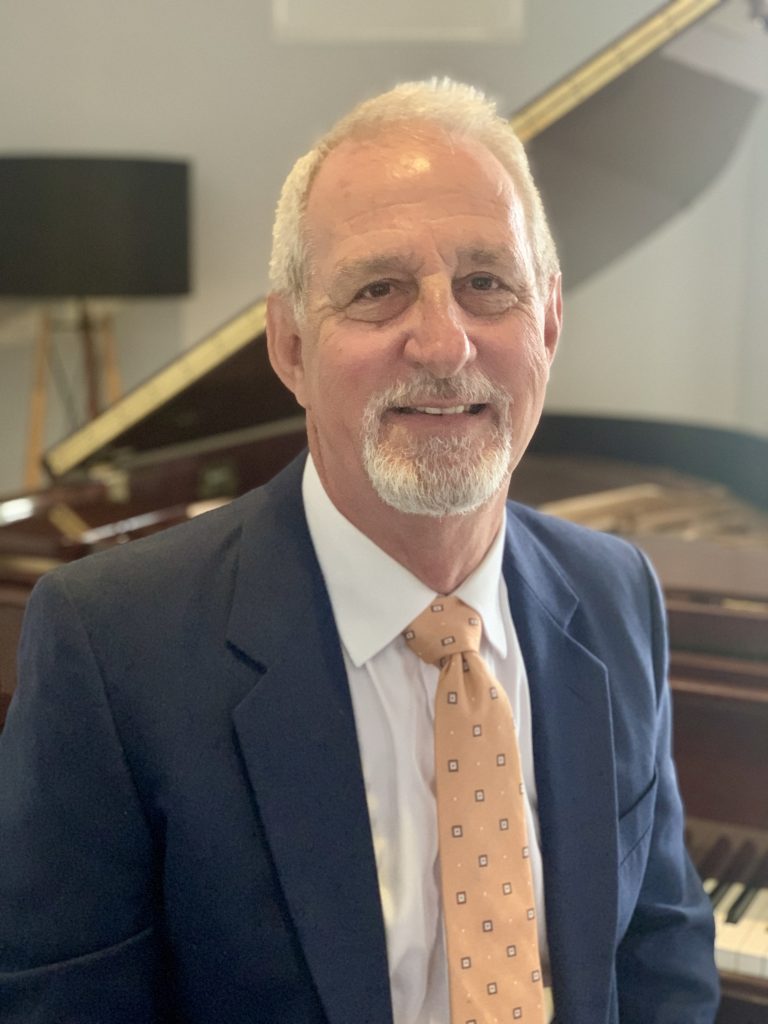 Our Team - 4MBS Classic FM 103.7